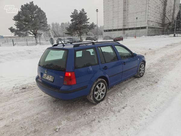 Blue Volkswagen Golf 2001 in Jonava, with an engine capacity of 1.90 L and mileage of 418 thousand km for 1450 €, photo 5 on AUTOMOTO.COM.LV