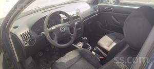 Blue Volkswagen Golf 2001 in Aizkraukle, with an engine capacity of 1.90 L and mileage of 385 thousand km for 700 €, photo 8 on AUTOMOTO.COM.LV