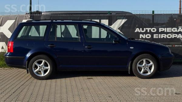Blue Volkswagen Golf 2001 in Liepaja, with an engine capacity of 2.00 L and mileage of 240 thousand km for 1650 €, photo 3 on AUTOMOTO.COM.LV