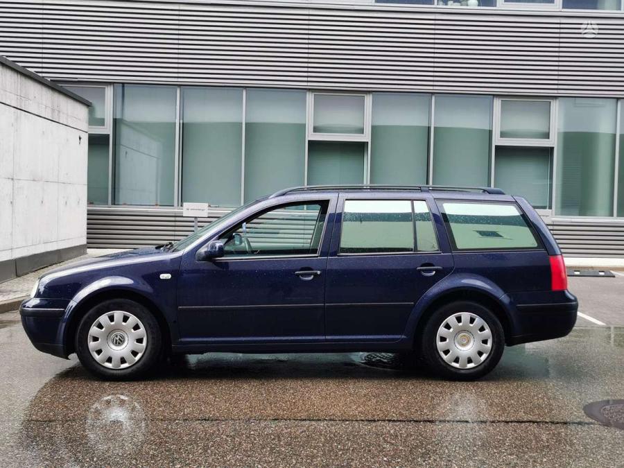 Blue Volkswagen Golf 2001 in Vilnius, with an engine capacity of 2.00 L and mileage of 229 thousand km for 700 €, photo 7 on AUTOMOTO.COM.LV