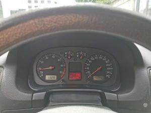 Blue Volkswagen Golf 2001 in Vilnius, with an engine capacity of 2.00 L and mileage of 229 thousand km for 700 €, photo 17 on AUTOMOTO.COM.LV