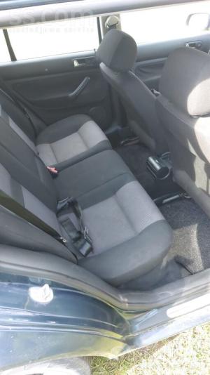 Zils Volkswagen Golf 2001 Gulbene, ar dzinēja tilpumu 1.90 L un nobraukumu 383 tūkst. km par 1350 €, foto 10 vietnē AUTOMOTO.COM.LV