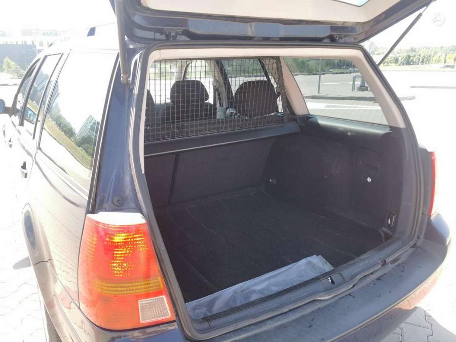 Blue Volkswagen Golf 2001 in Vilnius, with an engine capacity of 1.98 L and mileage of 229 thousand km for 650 €, photo 13 on AUTOMOTO.COM.LV