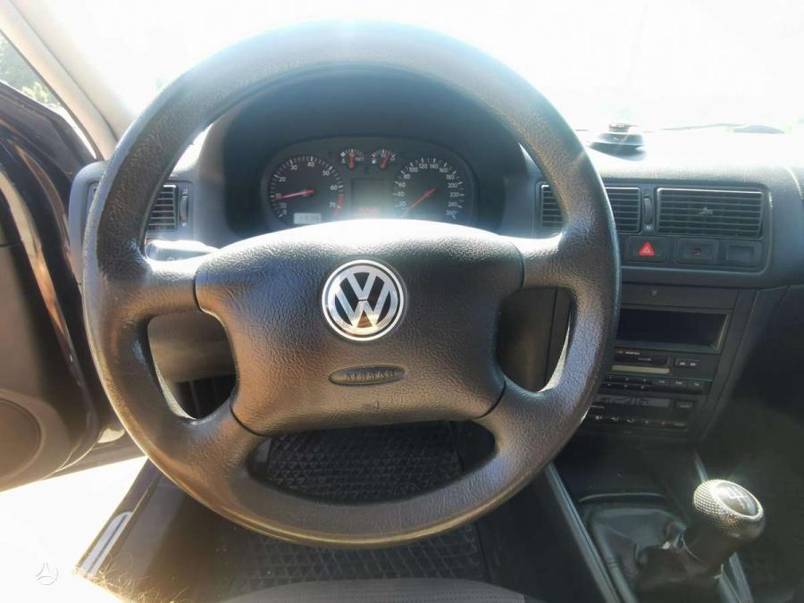 Blue Volkswagen Golf 2001 in Vilnius, with an engine capacity of 1.98 L and mileage of 229 thousand km for 650 €, photo 19 on AUTOMOTO.COM.LV