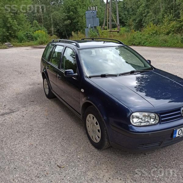 Blue Volkswagen Golf 2001 in Kraslava, with an engine capacity of 1.90 L and mileage of 340 thousand km for 3100 €, photo 3 on AUTOMOTO.COM.LV