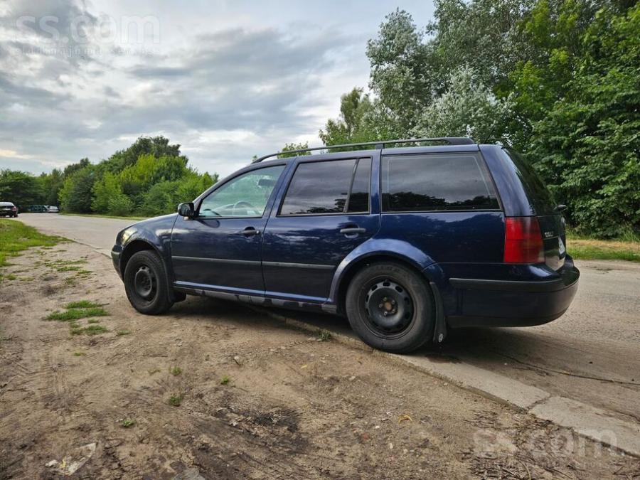 Blue Volkswagen Golf 2001 in Riga, with an engine capacity of 1.90 L and mileage of 366 thousand km for 750 €, photo 3 on AUTOMOTO.COM.LV