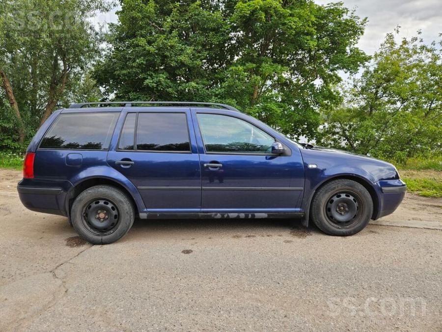 Zils Volkswagen Golf 2001 Rīga, ar dzinēja tilpumu 1.90 L un nobraukumu 366 tūkst. km par 750 €, foto 9 vietnē AUTOMOTO.COM.LV