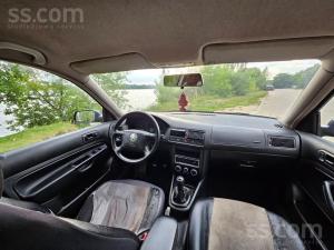 Zils Volkswagen Golf 2001 Rīga, ar dzinēja tilpumu 1.90 L un nobraukumu 366 tūkst. km par 750 €, foto 11 vietnē AUTOMOTO.COM.LV