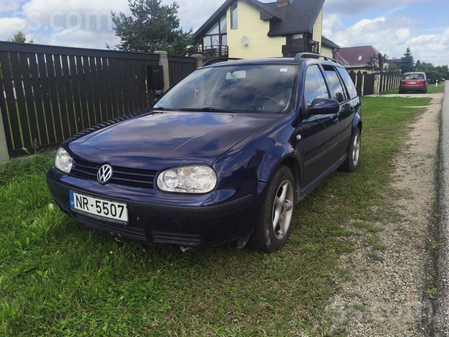 Zils Volkswagen Golf 2001 Rīga, ar dzinēja tilpumu 1.90 L un nobraukumu 282 tūkst. km par 170 €, foto 1 vietnē AUTOMOTO.COM.LV