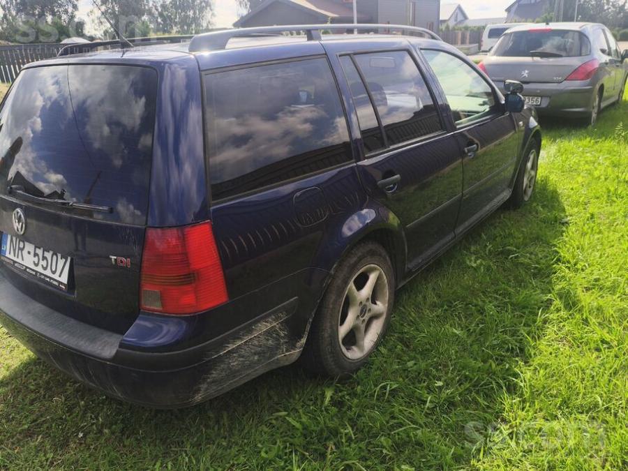 Zils Volkswagen Golf 2001 Rīga, ar dzinēja tilpumu 1.90 L un nobraukumu 282 tūkst. km par 170 €, foto 5 vietnē AUTOMOTO.COM.LV