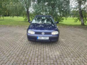 Blue Volkswagen Golf 2001 in Tukums, with an engine capacity of 1.90 L and mileage of 287 thousand km for 1550 €, photo 3 on AUTOMOTO.COM.LV
