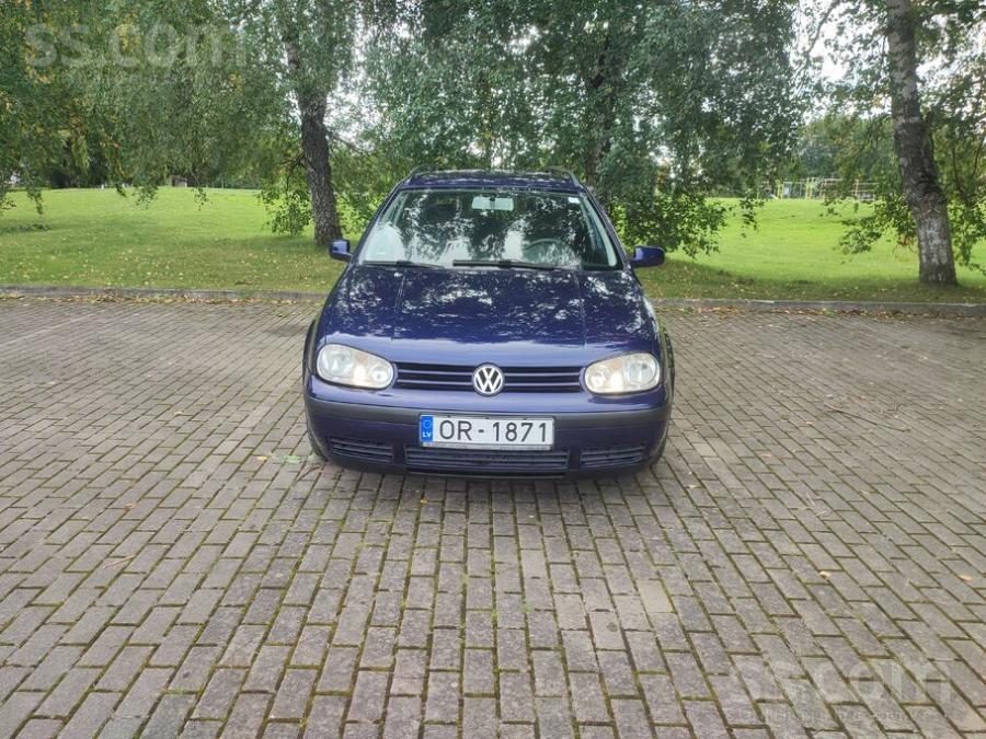 Blue Volkswagen Golf 2001 in Tukums, with an engine capacity of 1.90 L and mileage of 287 thousand km for 1550 €, photo 3 on AUTOMOTO.COM.LV