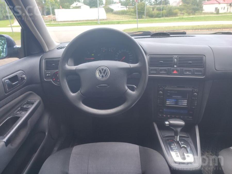 Blue Volkswagen Golf 2001 in Tukums, with an engine capacity of 1.90 L and mileage of 287 thousand km for 1550 €, photo 12 on AUTOMOTO.COM.LV