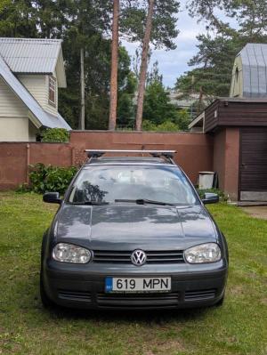 Zils Volkswagen Golf 2002 Tallina, ar dzinēja tilpumu 1.90 L un nobraukumu 220 tūkst. km par 2690 €, foto 9 vietnē AUTOMOTO.COM.LV