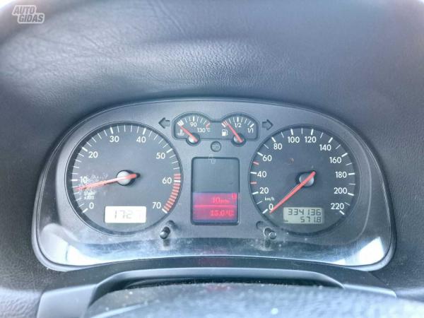 Zils Volkswagen Golf 2002 Viļņa, ar dzinēja tilpumu 1.40 L un nobraukumu 334 tūkst. km par 850 €, foto 9 vietnē AUTOMOTO.COM.LV