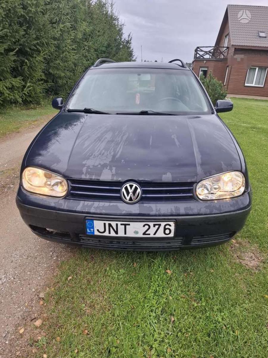 Blue Volkswagen Golf 2002 in Elektrenai, with an engine capacity of 1.40 L and mileage of 334 thousand km for 1200 €, photo 7 on AUTOMOTO.COM.LV