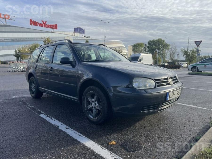 Zils Volkswagen Golf 2002 Rīga, ar dzinēja tilpumu 1.90 L un nobraukumu 285 tūkst. km par 1200 €, foto 3 vietnē AUTOMOTO.COM.LV