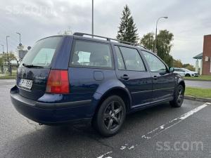 Zils Volkswagen Golf 2002 Rīga, ar dzinēja tilpumu 1.90 L un nobraukumu 285 tūkst. km par 1200 €, foto 4 vietnē AUTOMOTO.COM.LV