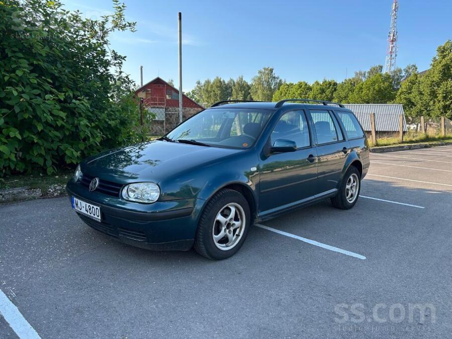 Blue Volkswagen Golf 2003 in Valmiera, with an engine capacity of 1.90 L and mileage of 403 thousand km for 1700 €, photo 1 on AUTOMOTO.COM.LV