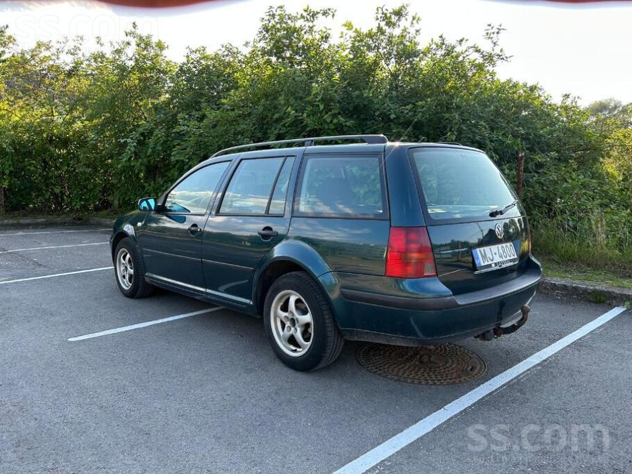 Blue Volkswagen Golf 2003 in Valmiera, with an engine capacity of 1.90 L and mileage of 403 thousand km for 1700 €, photo 2 on AUTOMOTO.COM.LV