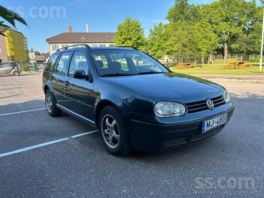 Blue Volkswagen Golf 2003 in Valmiera, with an engine capacity of 1.90 L and mileage of 403 thousand km for 1700 €, photo 4 on AUTOMOTO.COM.LV