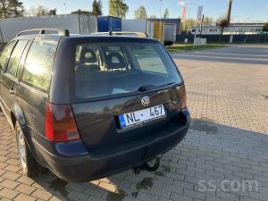Blue Volkswagen Golf 2003 in Rezekne, with an engine capacity of 1.90 L and mileage of 391 thousand km for 1500 €, photo 5 on AUTOMOTO.COM.LV