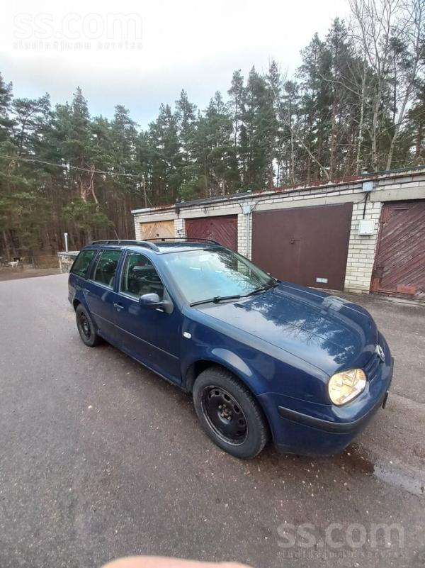 Blue Volkswagen Golf 2003 in Riga, with an engine capacity of 1.90 L and mileage of 290 thousand km for 1190 €, photo 1 on AUTOMOTO.COM.LV