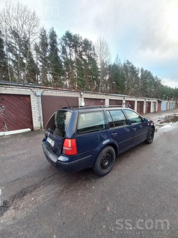 Blue Volkswagen Golf 2003 in Riga, with an engine capacity of 1.90 L and mileage of 290 thousand km for 1190 €, photo 5 on AUTOMOTO.COM.LV
