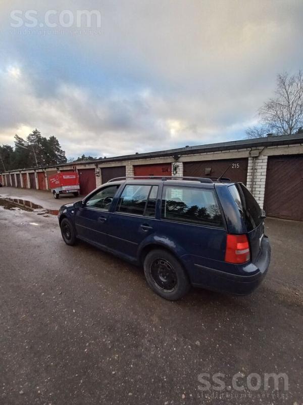 Blue Volkswagen Golf 2003 in Riga, with an engine capacity of 1.90 L and mileage of 290 thousand km for 1190 €, photo 6 on AUTOMOTO.COM.LV