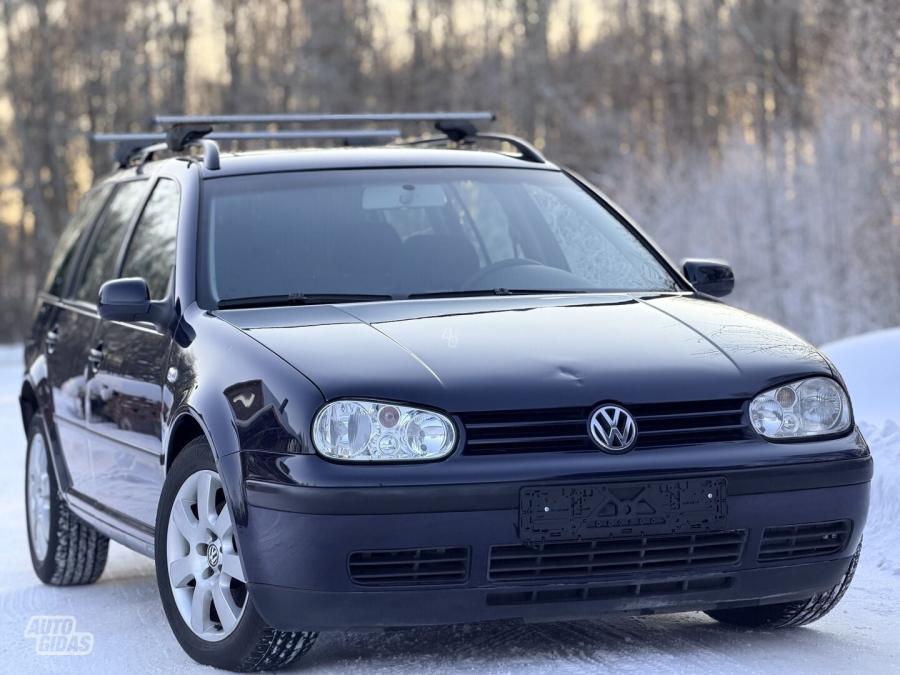 Blue Volkswagen Golf 2003 in Utena, with an engine capacity of 1.90 L and mileage of 319 thousand km for 2250 €, photo 3 on AUTOMOTO.COM.LV