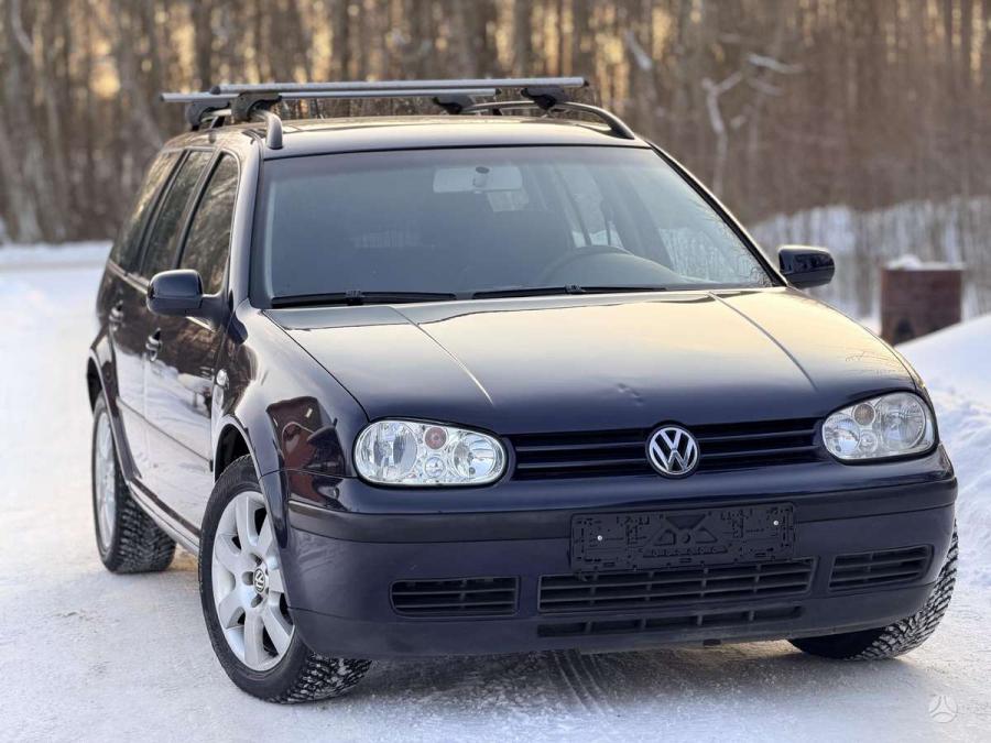 Blue Volkswagen Golf 2003 in Utena, with an engine capacity of 1.90 L and mileage of 319 thousand km for 2250 €, photo 1 on AUTOMOTO.COM.LV