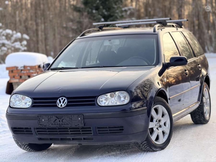 Blue Volkswagen Golf 2003 in Utena, with an engine capacity of 1.90 L and mileage of 319 thousand km for 2250 €, photo 2 on AUTOMOTO.COM.LV