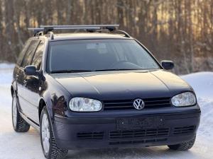 Blue Volkswagen Golf 2003 in Utena, with an engine capacity of 1.90 L and mileage of 319 thousand km for 2250 €, photo 5 on AUTOMOTO.COM.LV