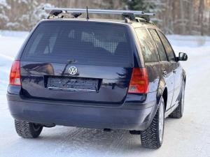 Blue Volkswagen Golf 2003 in Utena, with an engine capacity of 1.90 L and mileage of 319 thousand km for 2250 €, photo 8 on AUTOMOTO.COM.LV