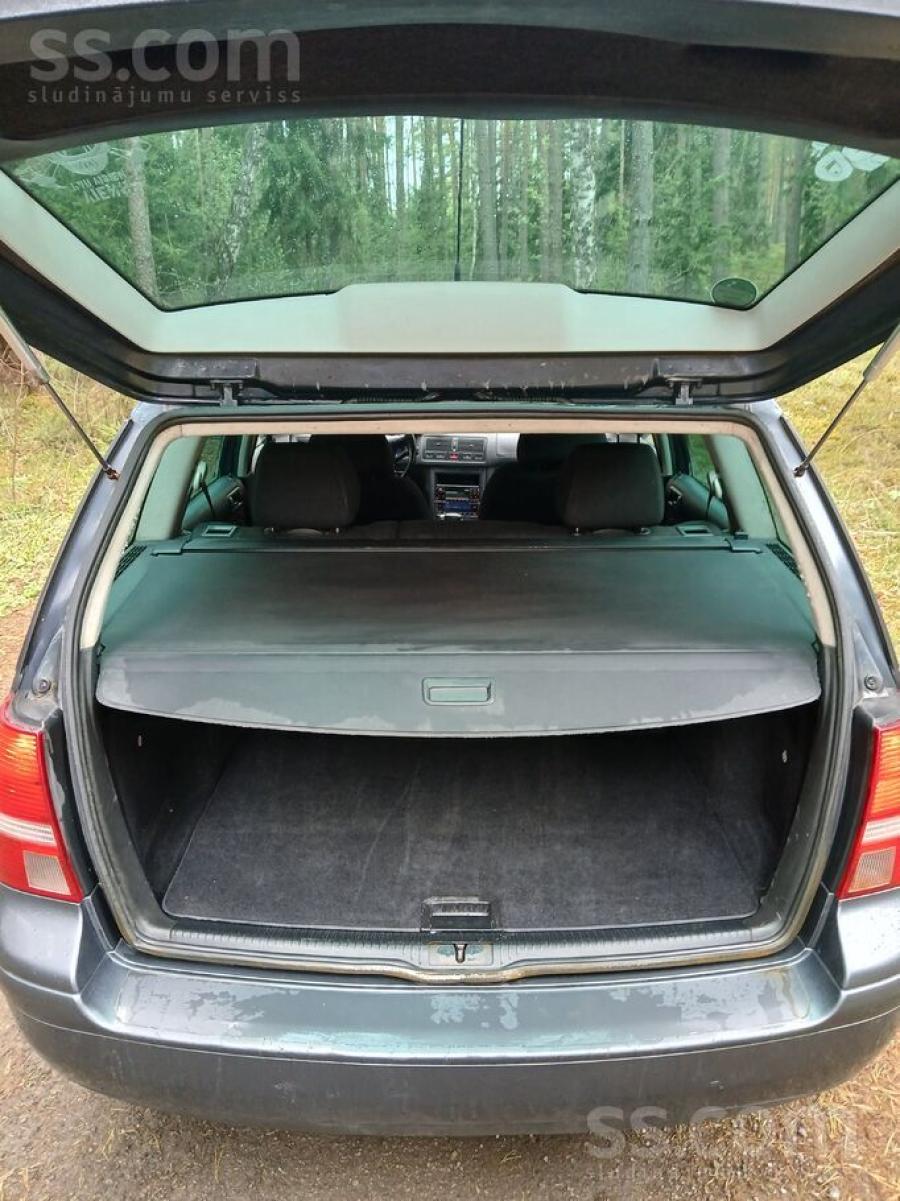 Zils Volkswagen Golf 2003 Rīga, ar dzinēja tilpumu 1.90 L un nobraukumu 366 tūkst. km par 1900 €, foto 8 vietnē AUTOMOTO.COM.LV