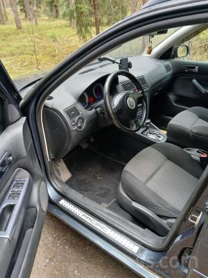 Zils Volkswagen Golf 2003 Rīga, ar dzinēja tilpumu 1.90 L un nobraukumu 366 tūkst. km par 1900 €, foto 11 vietnē AUTOMOTO.COM.LV
