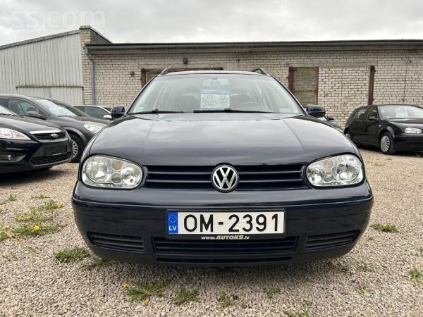 Zils Volkswagen Golf 2003 Limbaži, ar dzinēja tilpumu 1.90 L un nobraukumu 371 tūkst. km par 2750 €, foto 2 vietnē AUTOMOTO.COM.LV