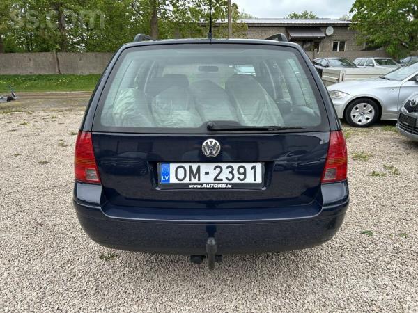 Zils Volkswagen Golf 2003 Limbaži, ar dzinēja tilpumu 1.90 L un nobraukumu 371 tūkst. km par 2750 €, foto 5 vietnē AUTOMOTO.COM.LV