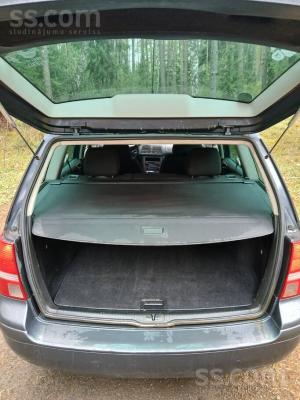 Blue Volkswagen Golf 2003 in Riga, with an engine capacity of 1.90 L and mileage of 368 thousand km for 1600 €, photo 8 on AUTOMOTO.COM.LV