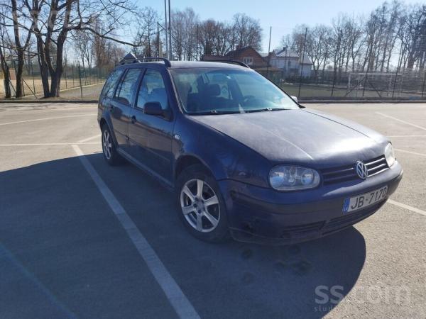 Blue Volkswagen Golf 2003 in Riga, with an engine capacity of 1.90 L and mileage of 366 thousand km for 1650 €, photo 2 on AUTOMOTO.COM.LV