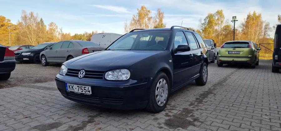 Blue Volkswagen Golf 2003 in Valmiera, with an engine capacity of 1.40 L and mileage of 284 thousand km for 1200 €, photo 7 on AUTOMOTO.COM.LV