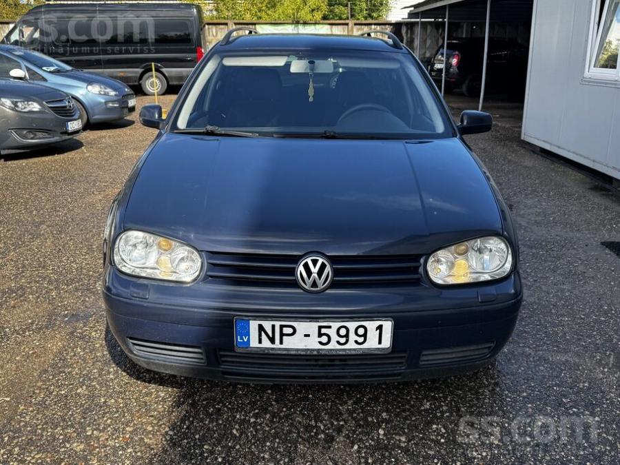 Blue Volkswagen Golf 2003 in Daugavpils, with an engine capacity of 1.90 L and mileage of 0 thousand km for 1990 €, photo 3 on AUTOMOTO.COM.LV