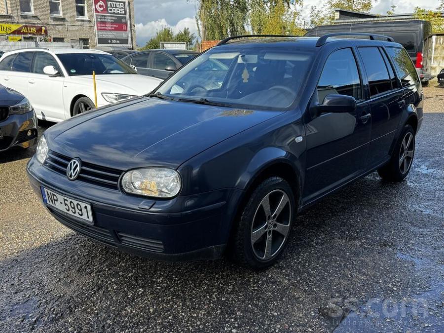 Blue Volkswagen Golf 2003 in Daugavpils, with an engine capacity of 1.90 L and mileage of 0 thousand km for 1990 €, photo 4 on AUTOMOTO.COM.LV