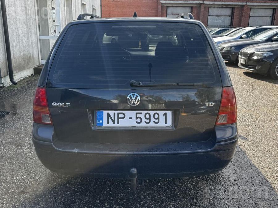 Blue Volkswagen Golf 2003 in Daugavpils, with an engine capacity of 1.90 L and mileage of 0 thousand km for 1990 €, photo 6 on AUTOMOTO.COM.LV