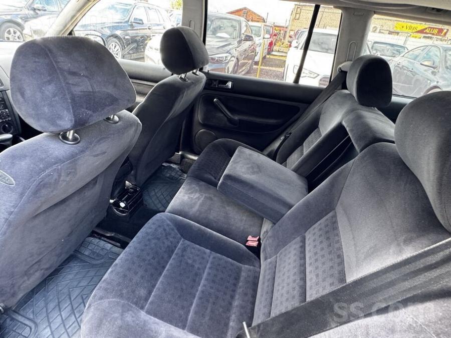Blue Volkswagen Golf 2003 in Daugavpils, with an engine capacity of 1.90 L and mileage of 0 thousand km for 1990 €, photo 18 on AUTOMOTO.COM.LV