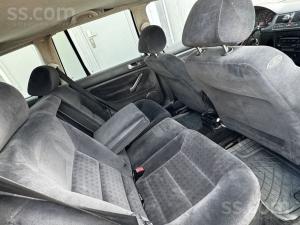 Zils Volkswagen Golf 2003 Daugavpils, ar dzinēja tilpumu 1.90 L un nobraukumu 0 tūkst. km par 1490 €, foto 17 vietnē AUTOMOTO.COM.LV