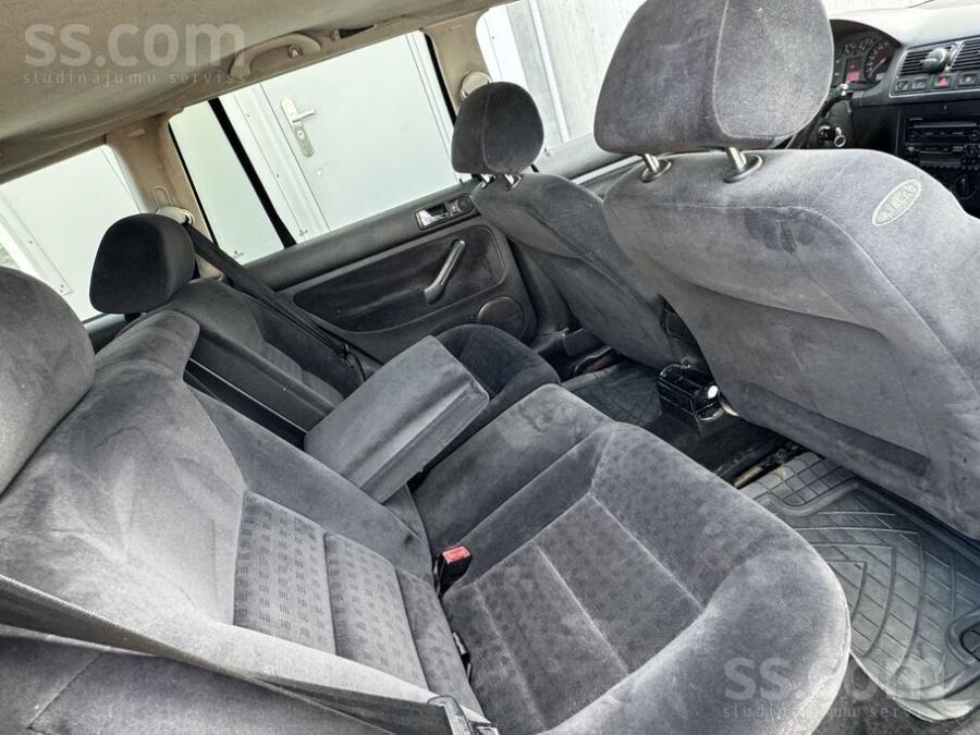 Zils Volkswagen Golf 2003 Daugavpils, ar dzinēja tilpumu 1.90 L un nobraukumu 0 tūkst. km par 1490 €, foto 17 vietnē AUTOMOTO.COM.LV