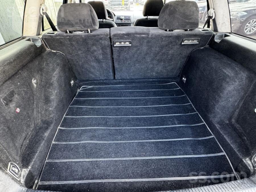 Zils Volkswagen Golf 2003 Daugavpils, ar dzinēja tilpumu 1.90 L un nobraukumu 0 tūkst. km par 1490 €, foto 19 vietnē AUTOMOTO.COM.LV