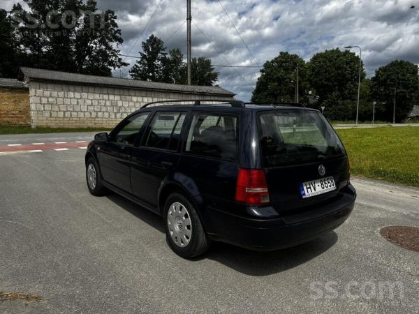 Blue Volkswagen Golf 2004 in Jelgava, with an engine capacity of 1.90 L and mileage of 288 thousand km for 1200 €, photo 4 on AUTOMOTO.COM.LV
