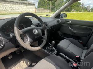 Zils Volkswagen Golf 2004 Jelgava, ar dzinēja tilpumu 1.90 L un nobraukumu 288 tūkst. km par 1200 €, foto 11 vietnē AUTOMOTO.COM.LV